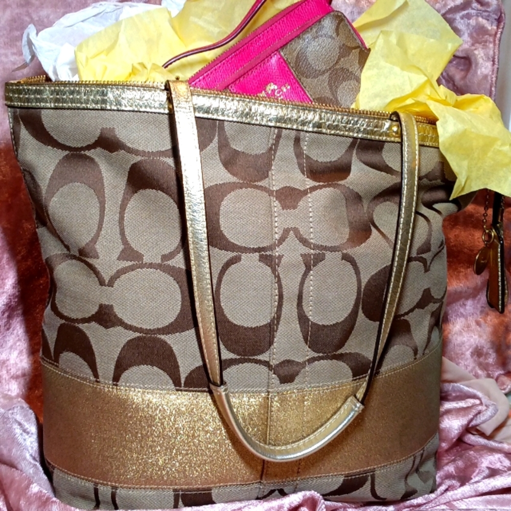 Coach Large Signature Monogram Tote With Gold Glitter… - Gem